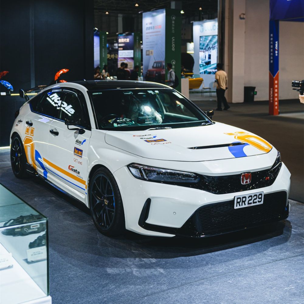 Alcon Branding カスタムプリント カーラッピングフィルム – TeckWrap Japan